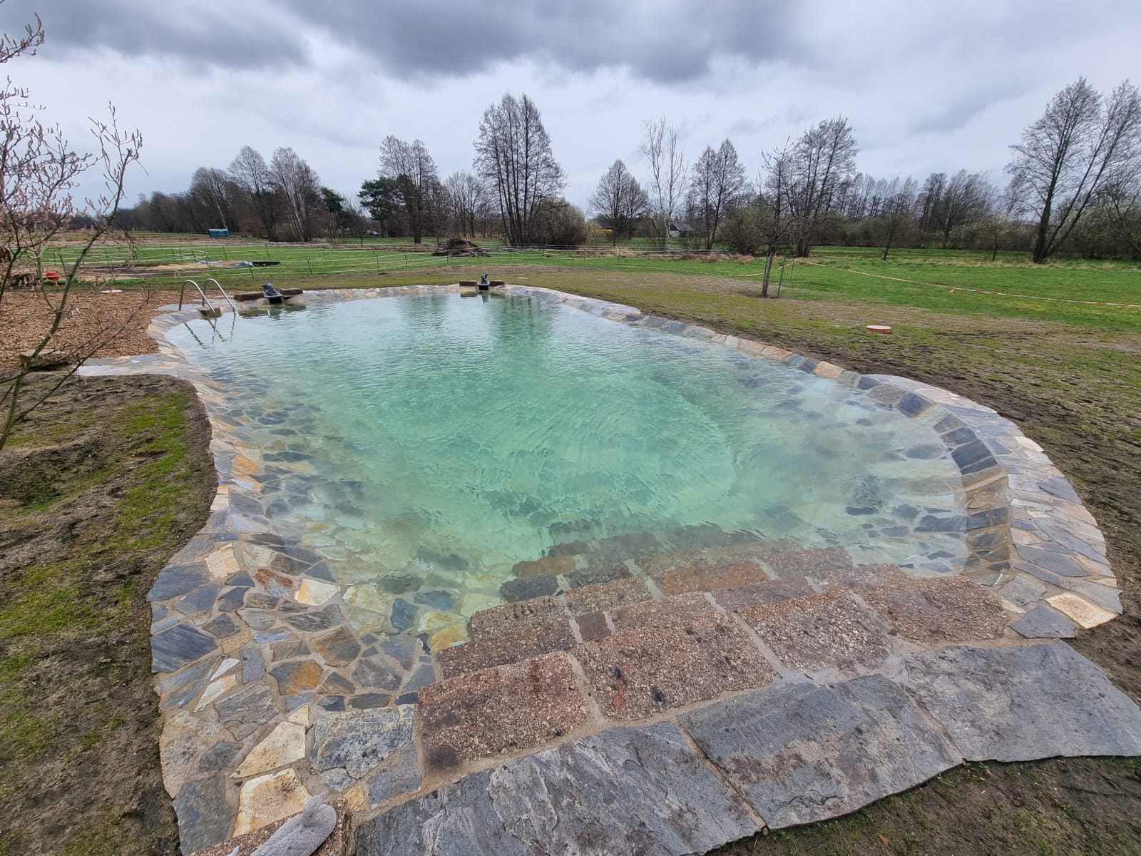 Sonnenbaden - Gartengestaltung mit Naturstein - Leipzig Krostitz